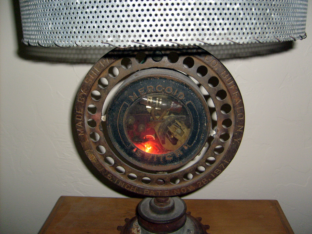 The Allee Willis Museum of Kitsch » Found Object Lamp