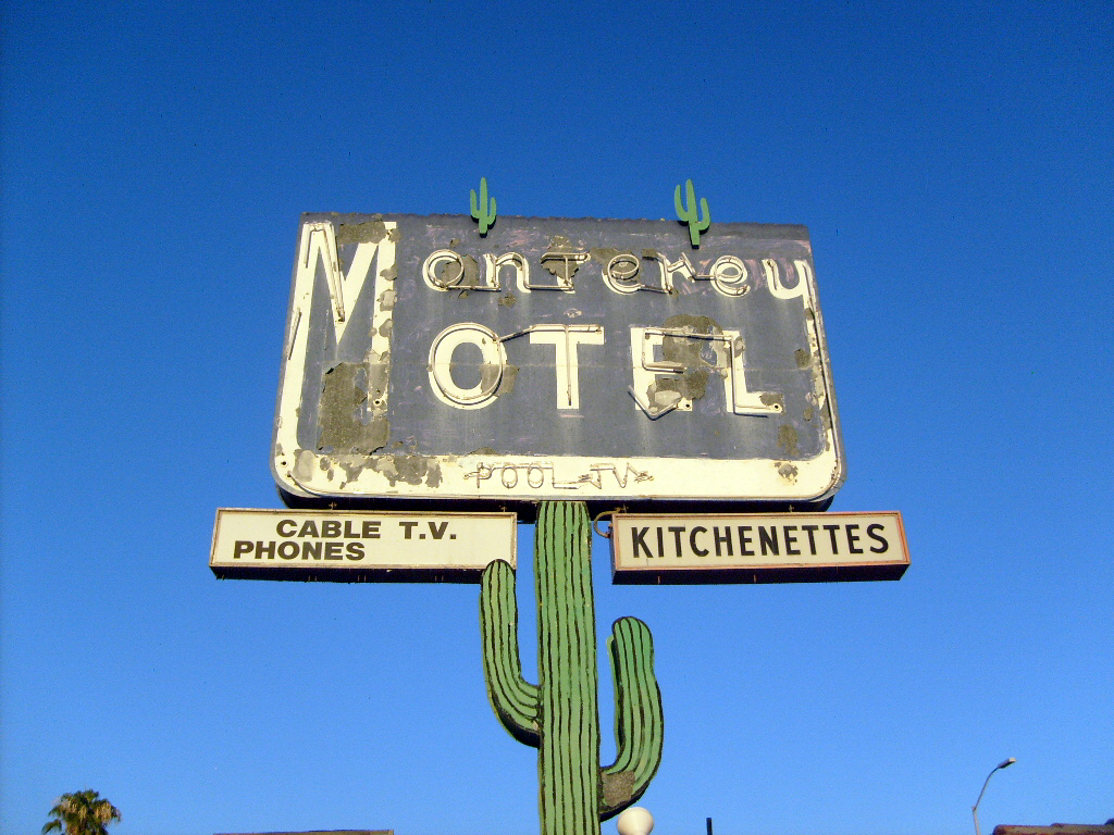 The Allee Willis Museum of Kitsch » Tucson Vintage Neon