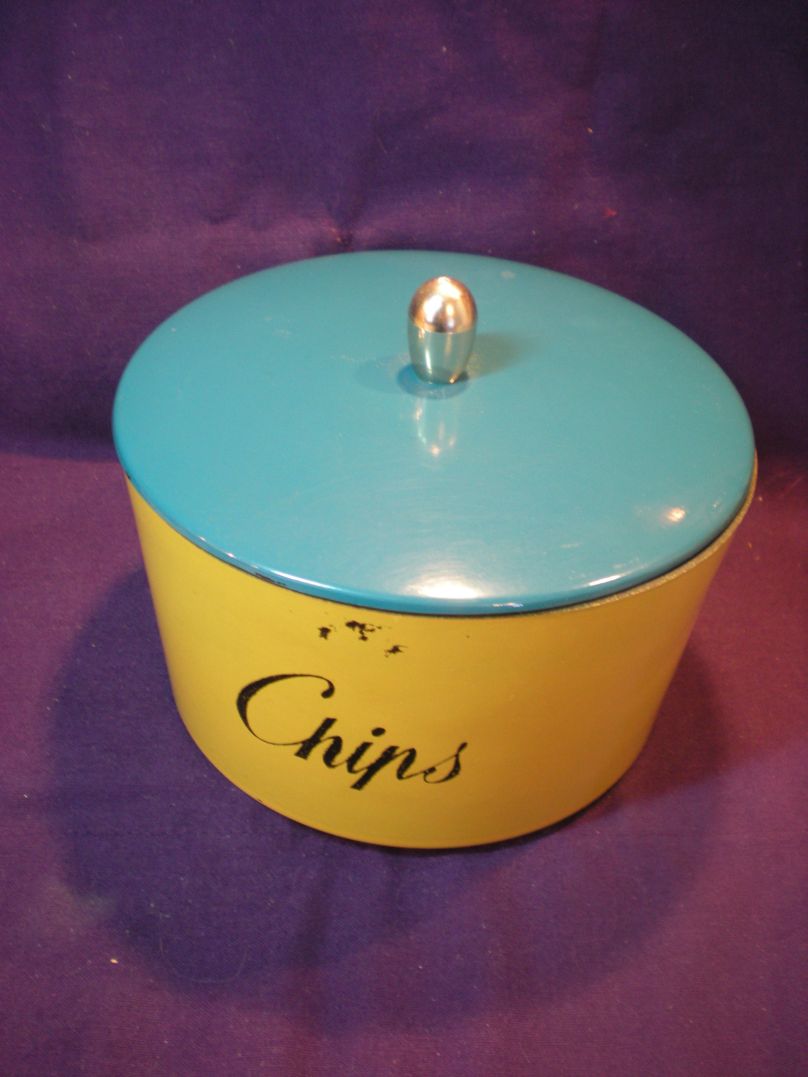 The Allee Willis Museum of Kitsch » Kitschy Chippy Bar Set